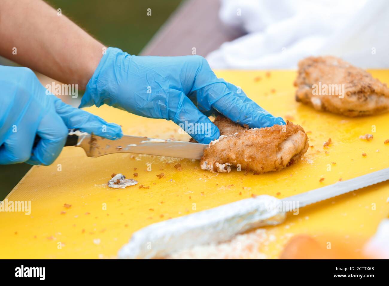 Cooking by an outdoor chef. Catering Stock Photo - Alamy