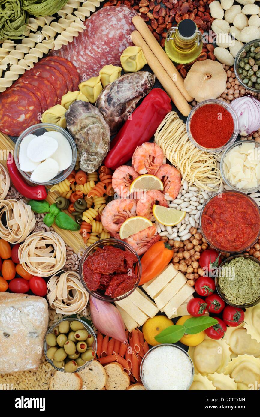 Shellfish assortment hi-res stock photography and images - Alamy