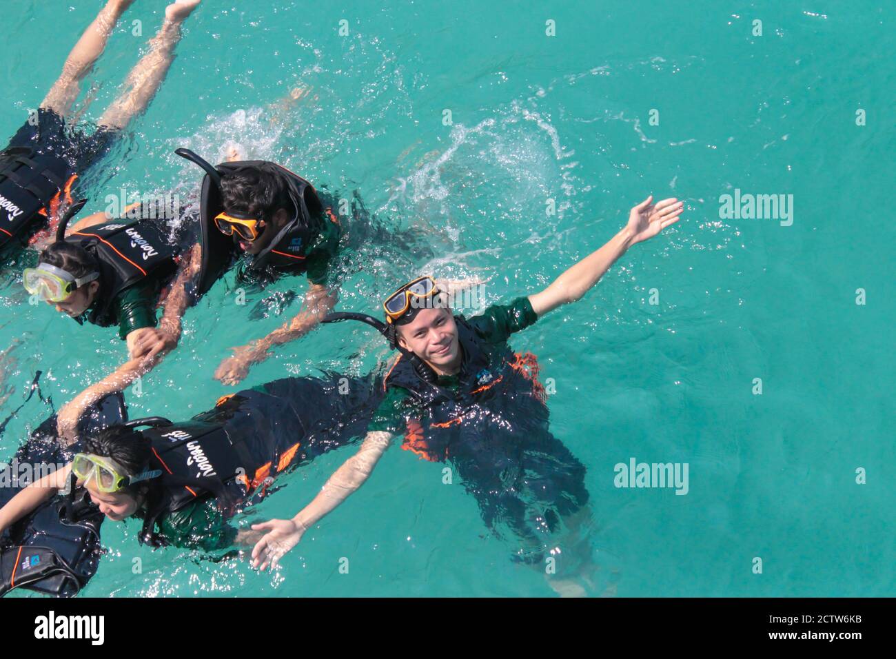 Float on sea hi-res stock photography and images - Alamy