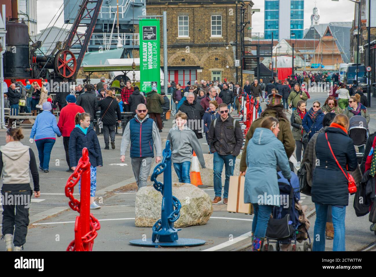 Crowds at Chatham Dockyard Festival of Steam and Transport Stock Photo ...