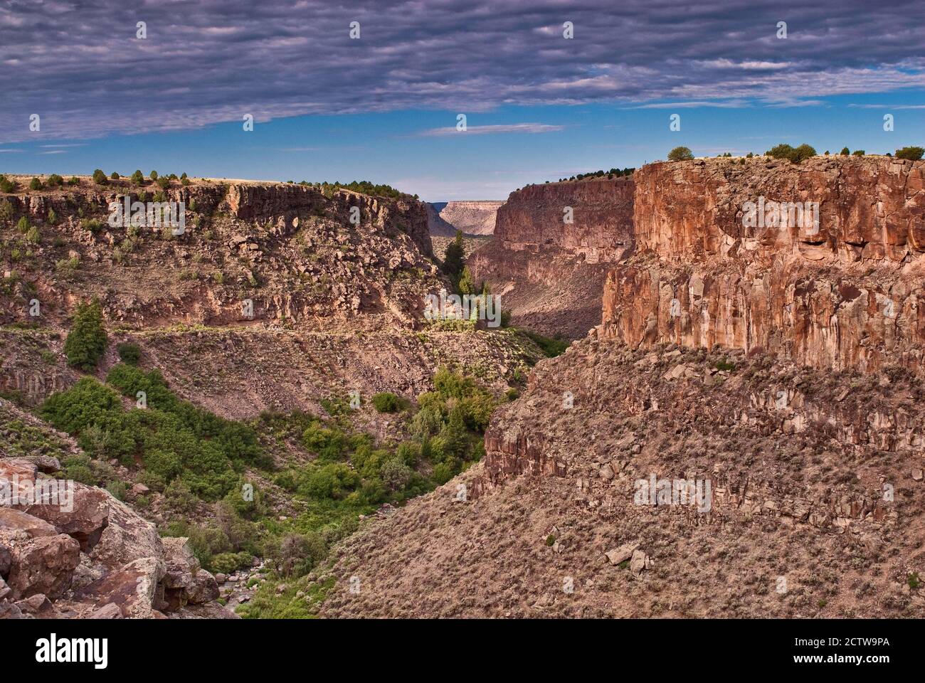Rio grande gorge near taos hi-res stock photography and images - Alamy