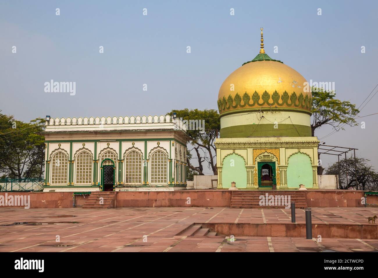 India, Uttar Pradesh, Lucknow, Tomb of Shah peer Muhammad Stock Photo ...