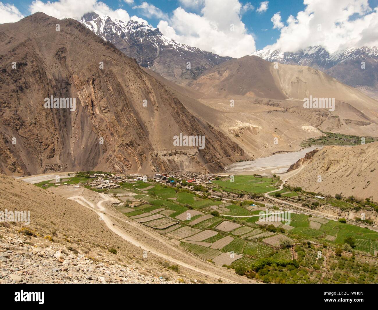 Aerial view of the village of Kagbeni in the Kali Gandaki valley Stock ...