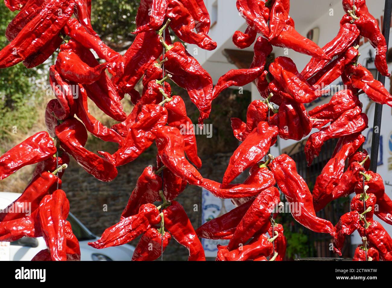 Sweet red peppers drying in the sun in Andalucía, Spain Stock Photo - Alamy
