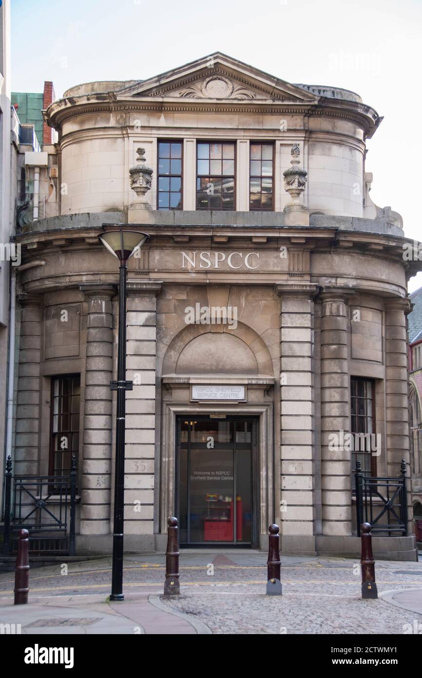 Nspcc office hi-res stock photography and images - Alamy
