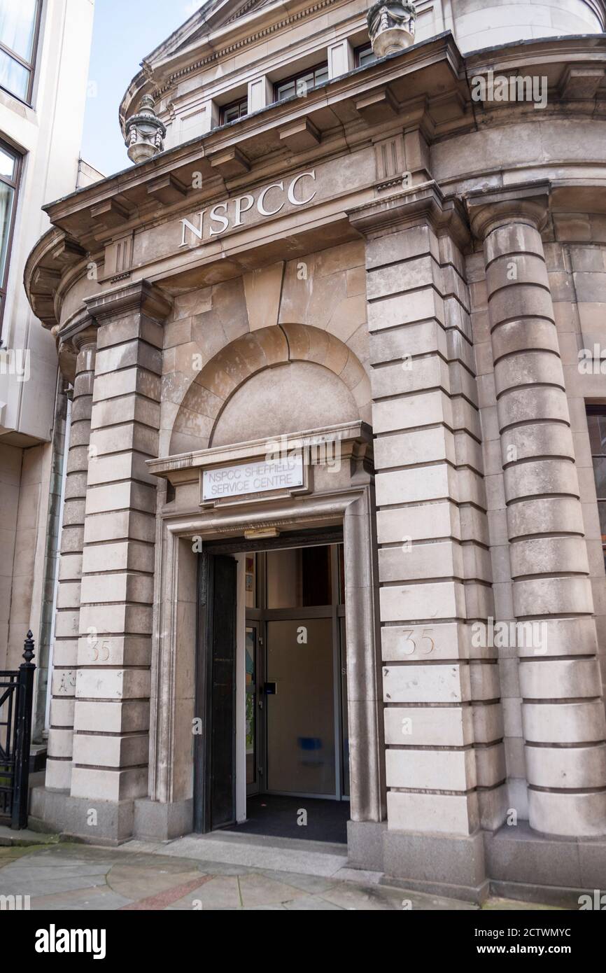 Nspcc hi-res stock photography and images - Alamy
