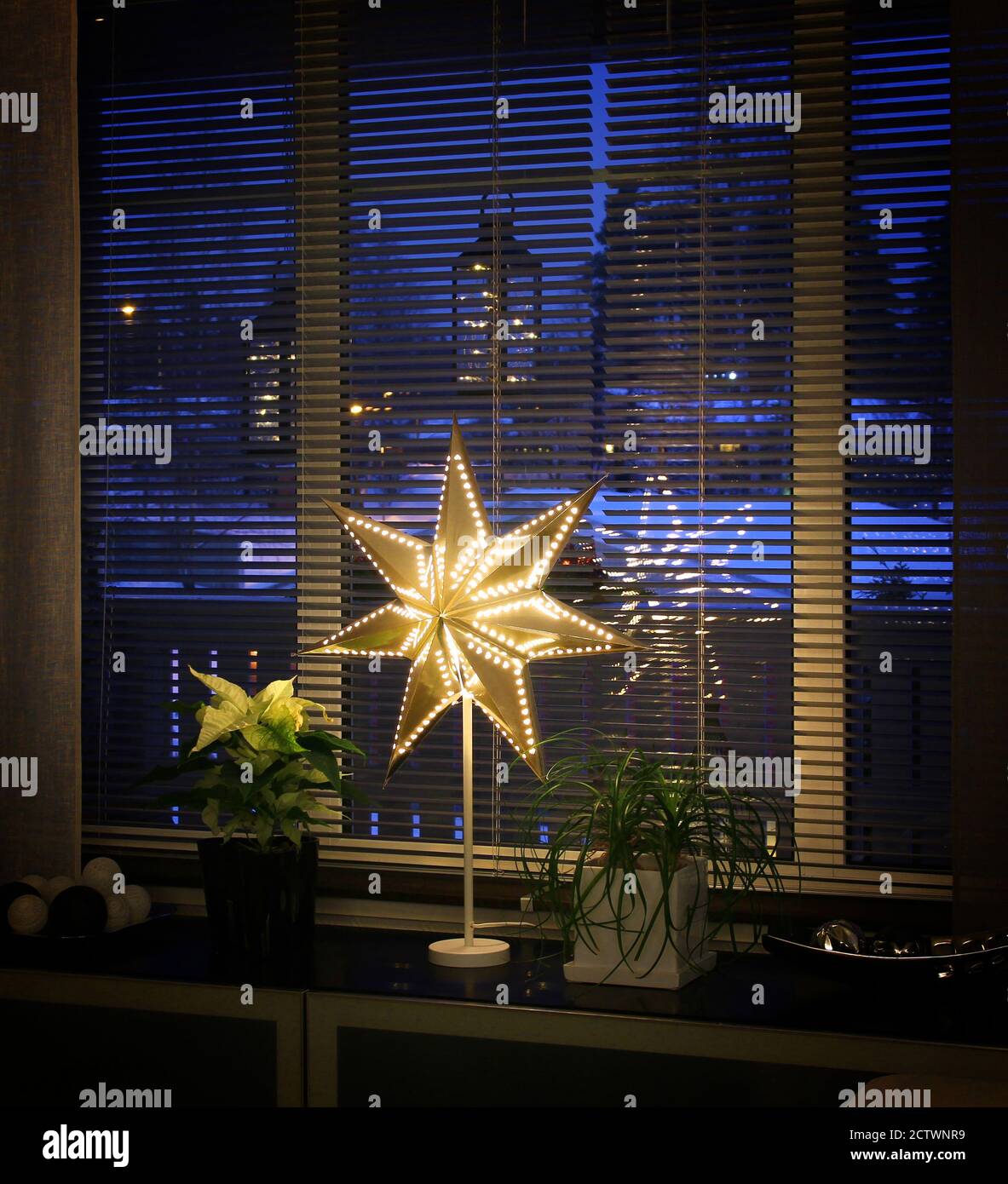 Star lamp hi-res stock photography and images - Alamy