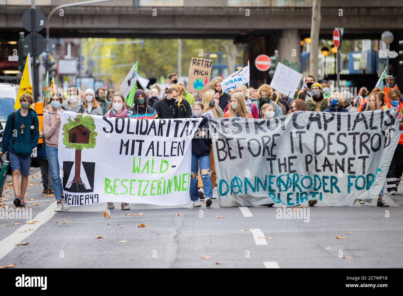 Female protests movement hi-res stock photography and images - Alamy