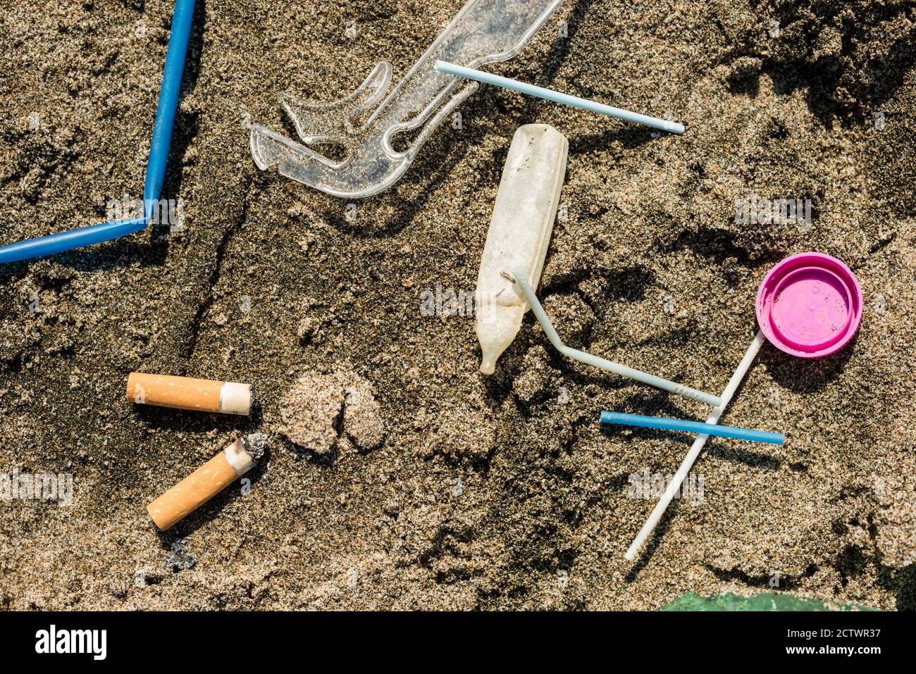 Cigarettes on beach hi-res stock photography and images - Alamy