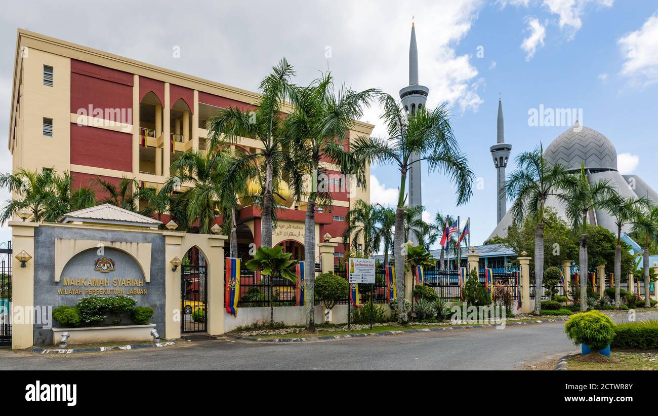 Labuan mosque malaysia hi-res stock photography and images - Alamy