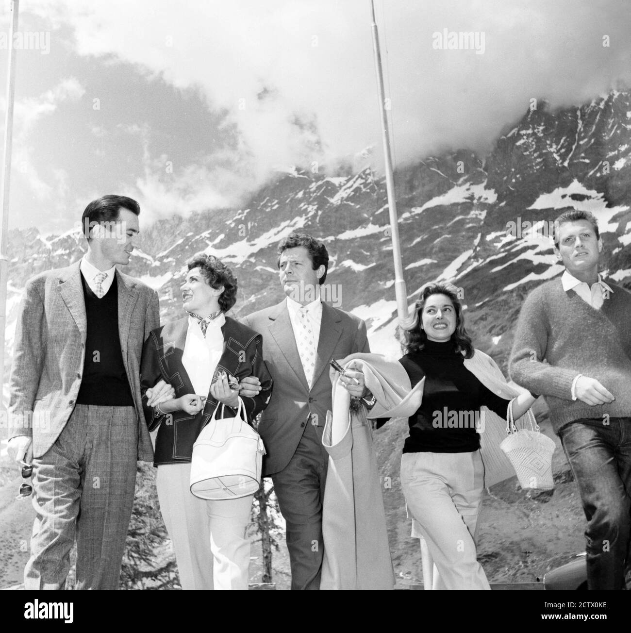Vintage italian film actors hi-res stock photography and images - Alamy