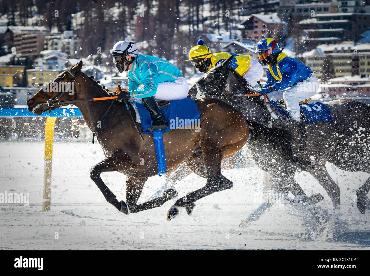 White turf hi-res stock photography and images - Alamy