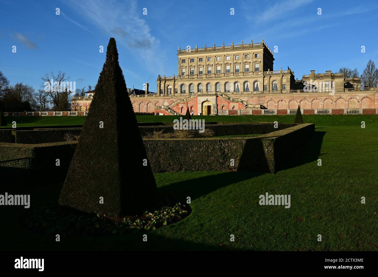 Cliveden manor hi-res stock photography and images - Alamy