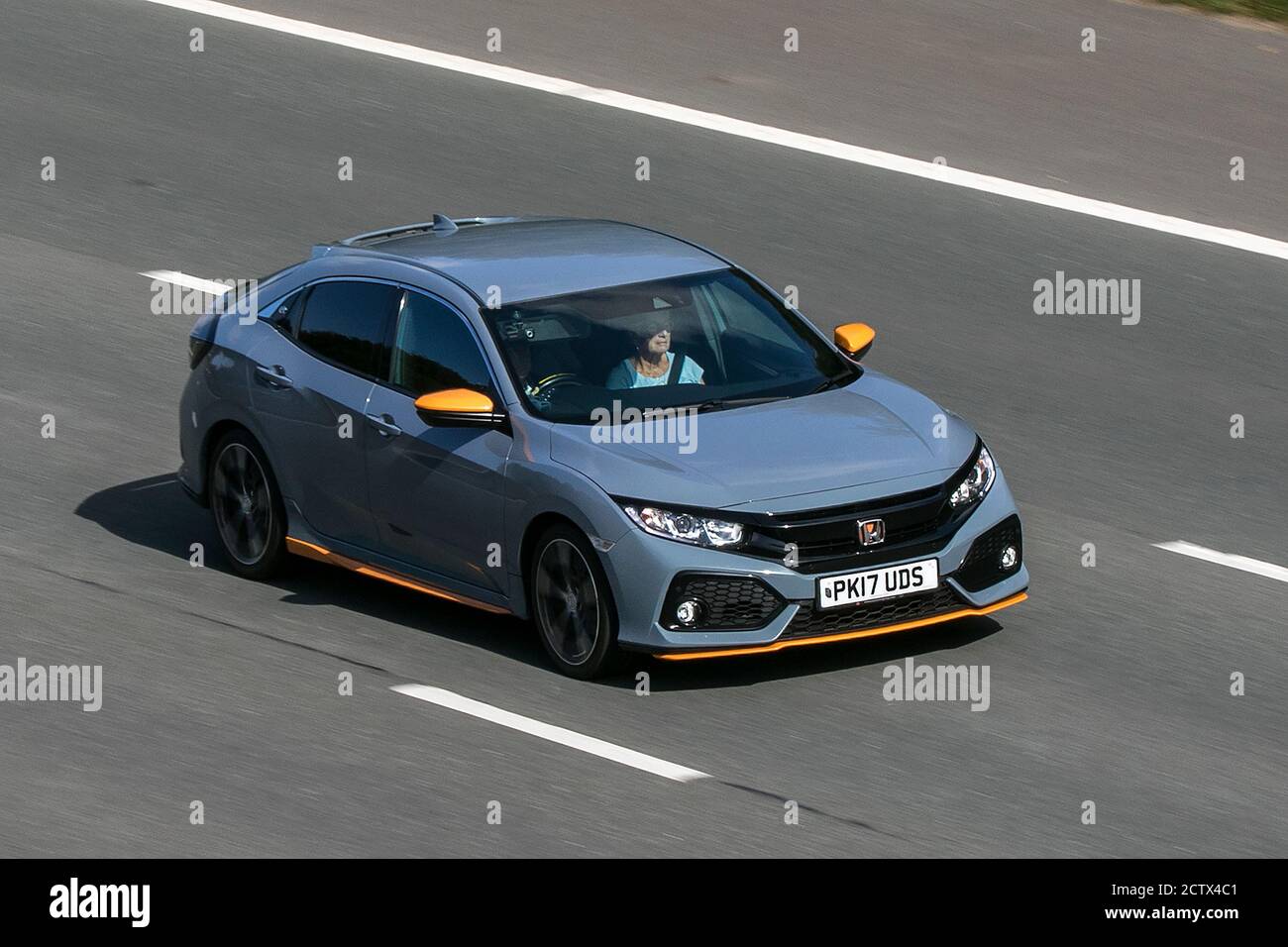 Honda civic vtec hi-res stock photography and images - Alamy