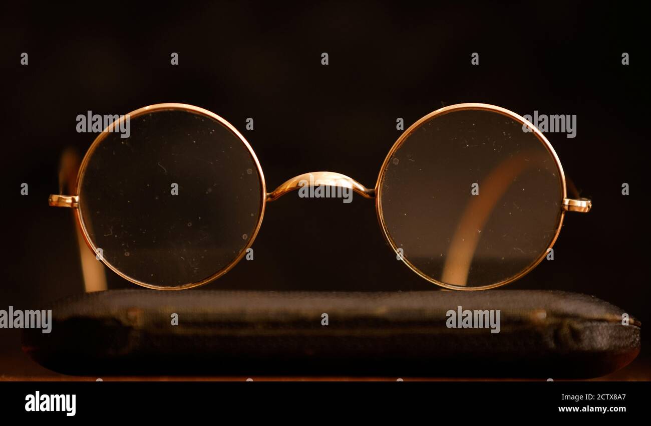 Beatles for sale hi-res stock photography and images - Alamy