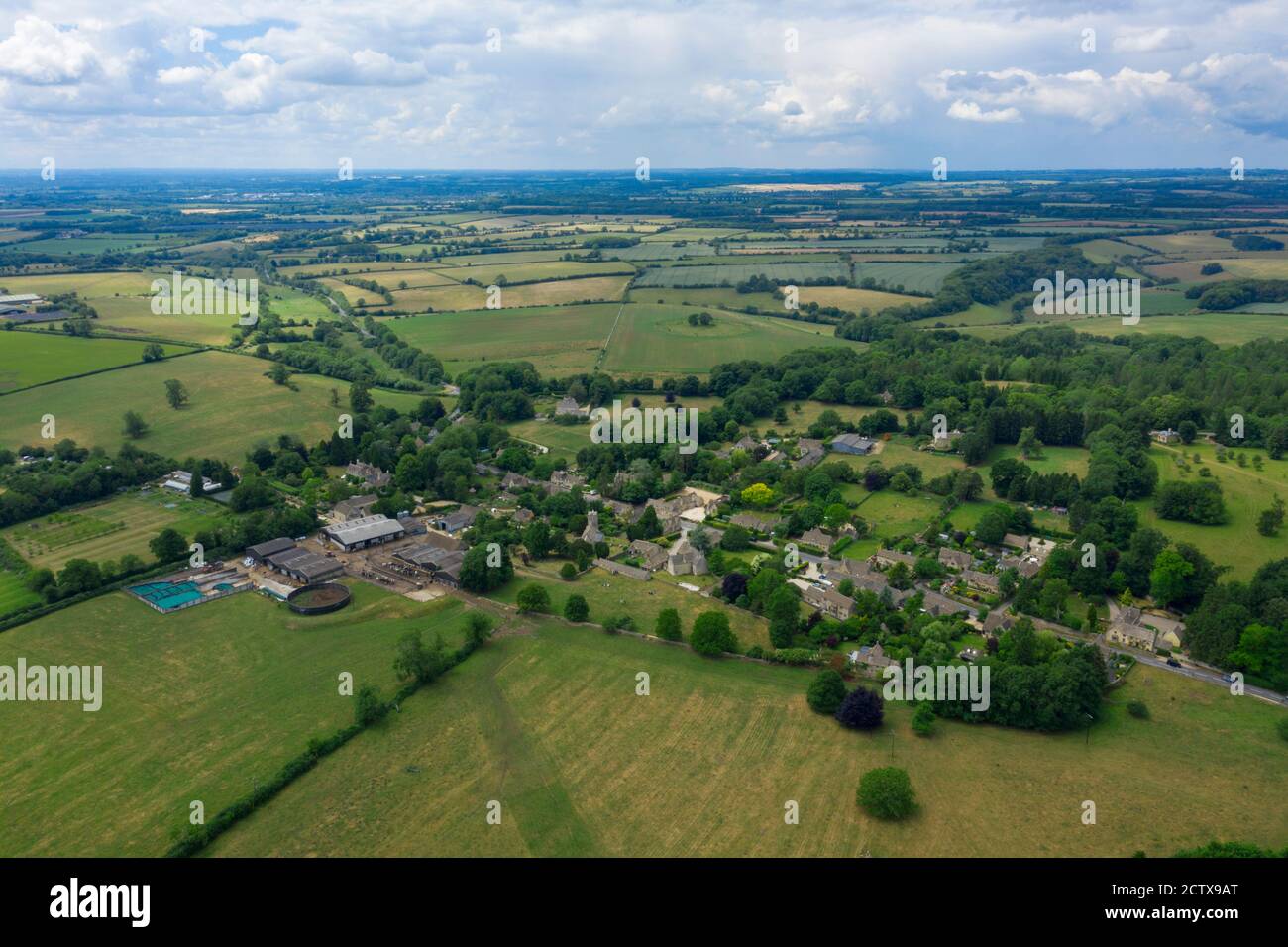 Cotswolds aerial road hi-res stock photography and images - Alamy