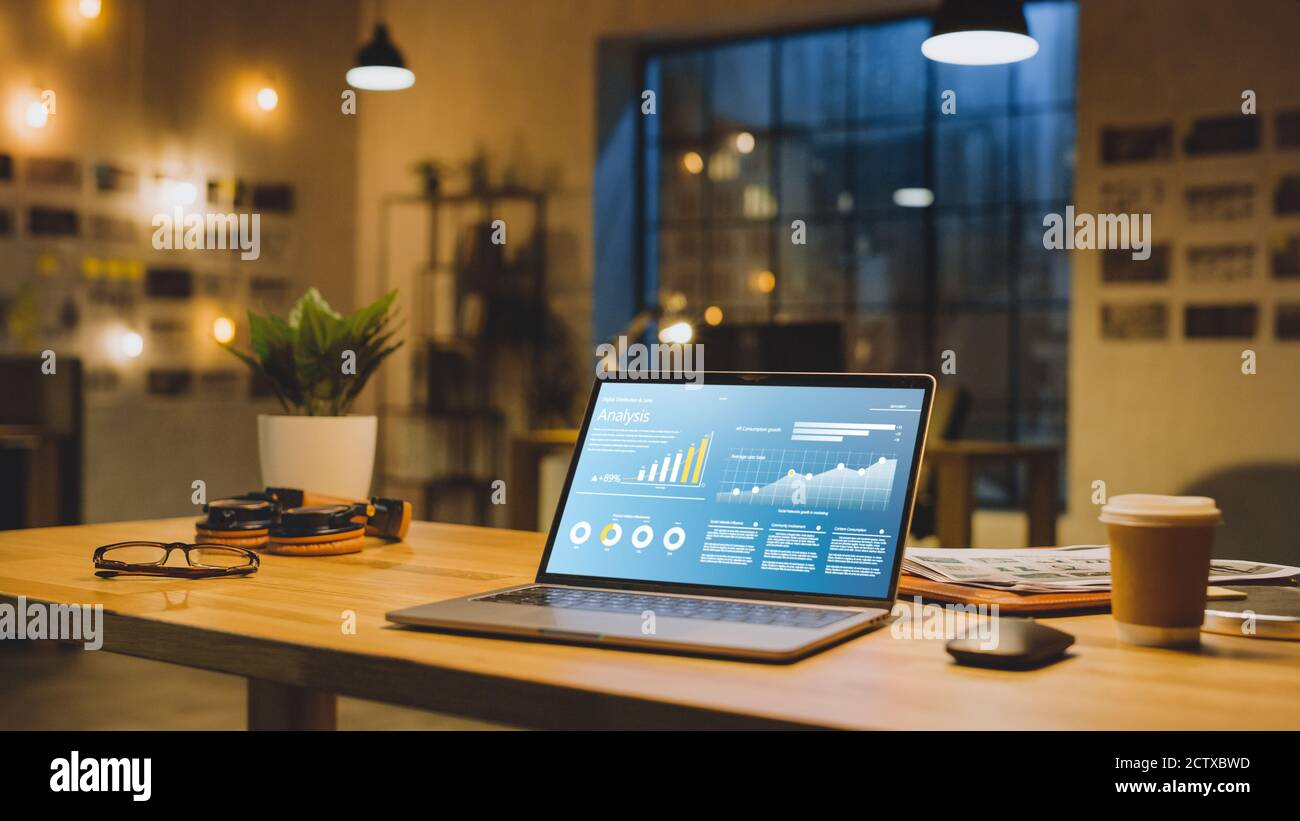 Designing chart computer hi-res stock photography and images - Alamy