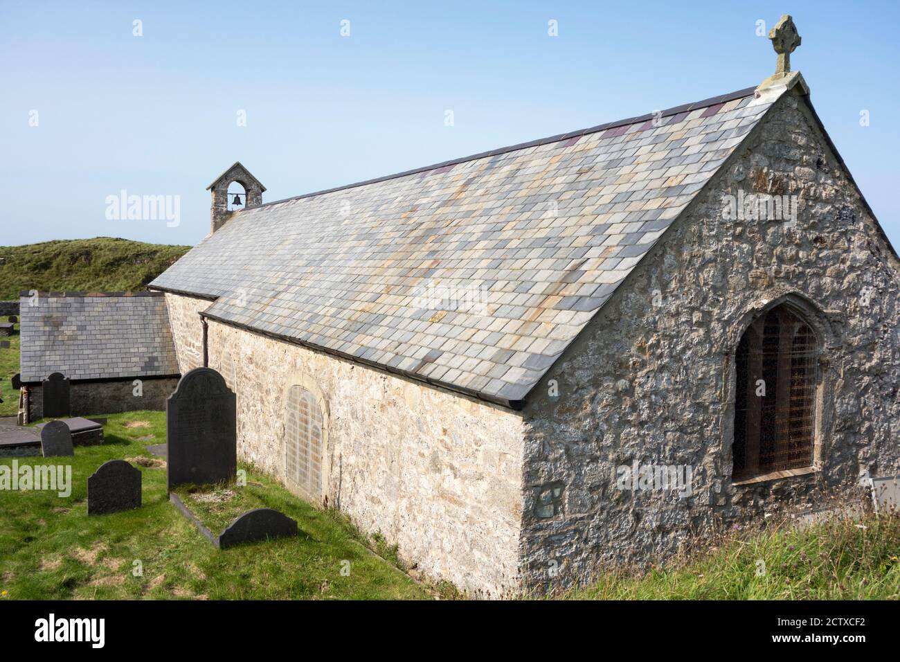 The church and graveyard of St Patrick / Eglwys Llanbadrig on Anglesey ...
