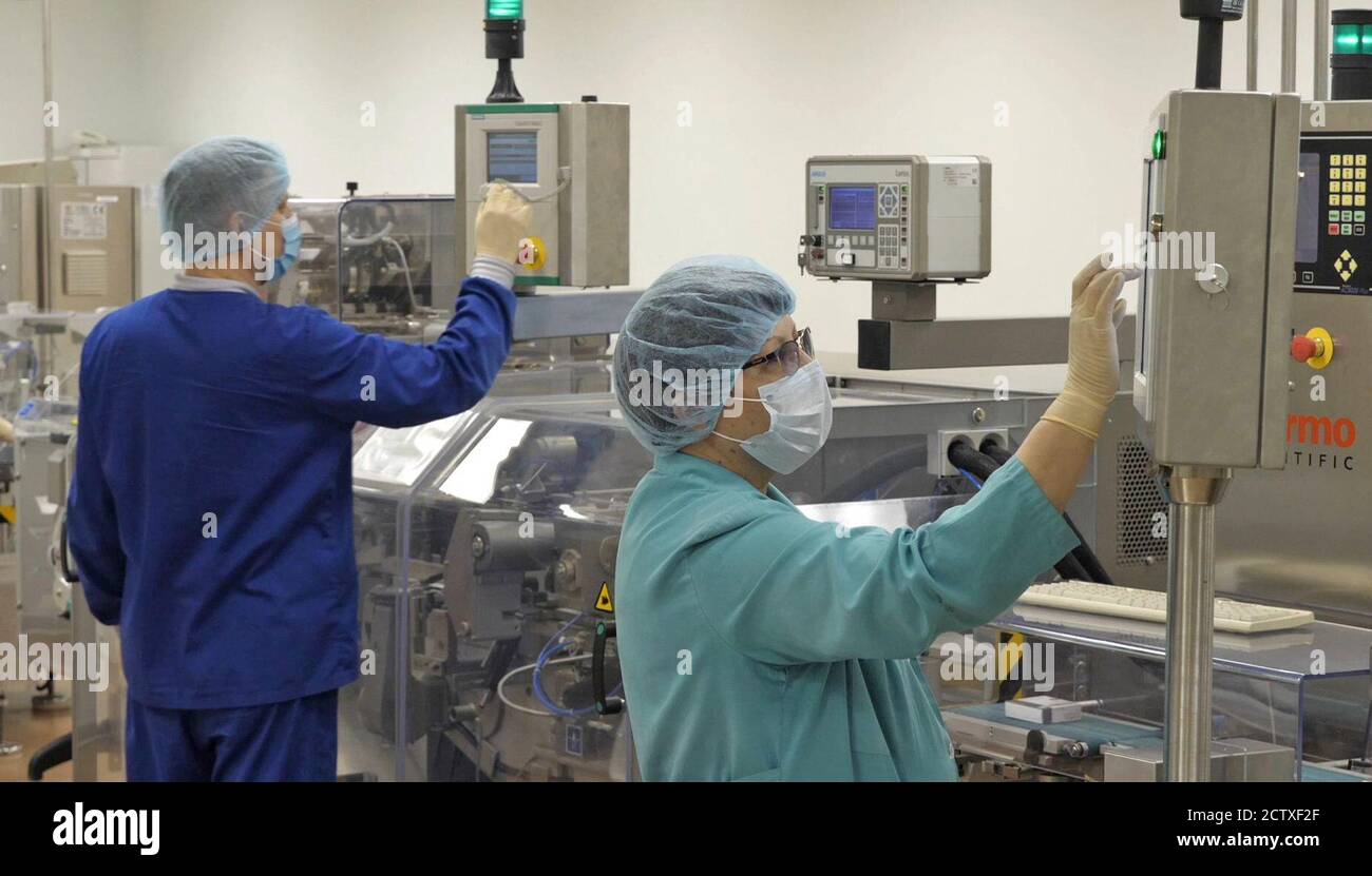 Covid Vaccine Production Line High Resolution Stock Photography and ...