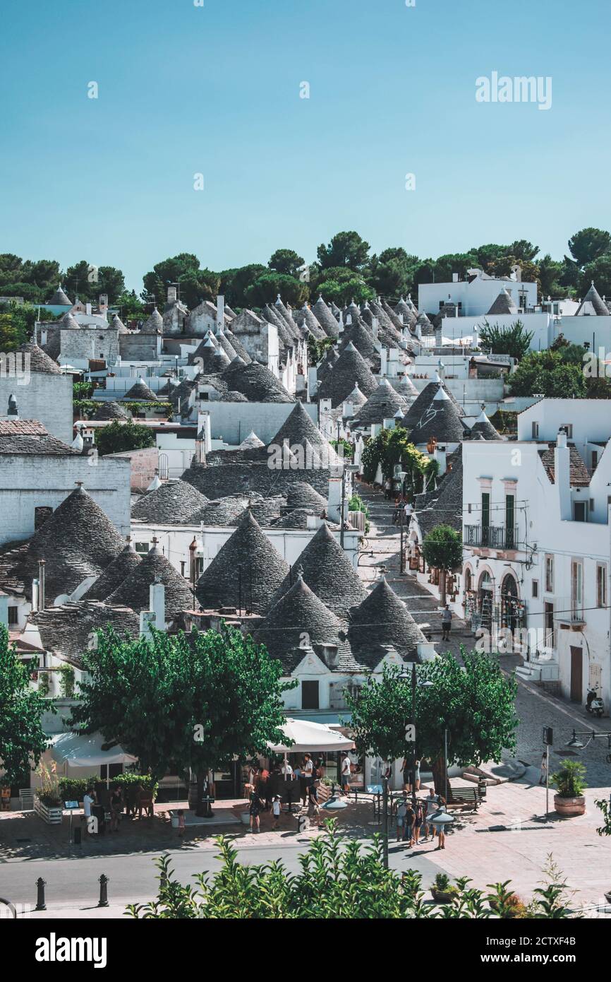 Trulli coast hi-res stock photography and images - Alamy