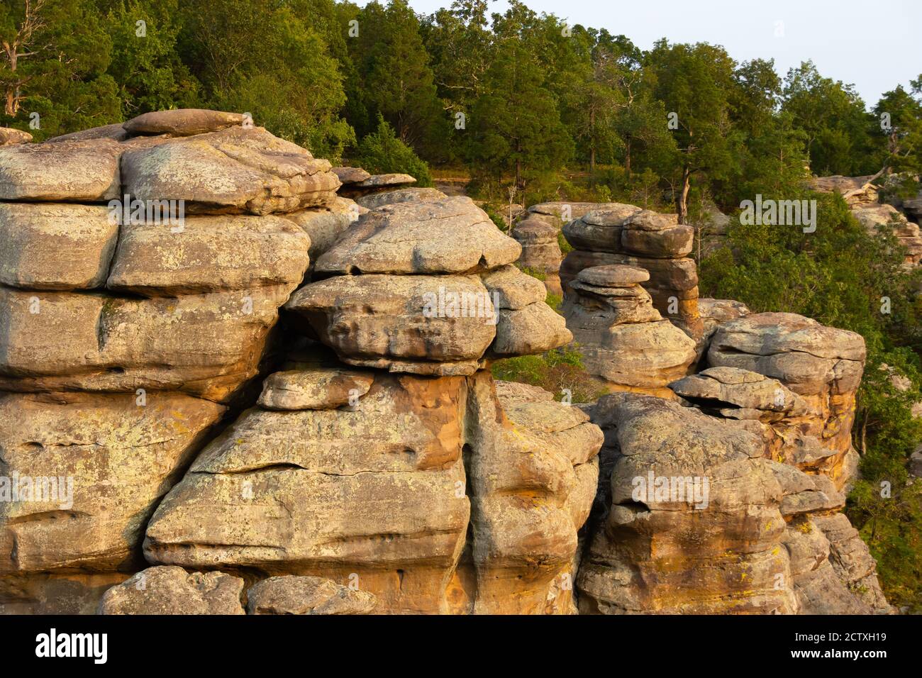 Rock formations at he Garden of the Gods in the afternoon light ...