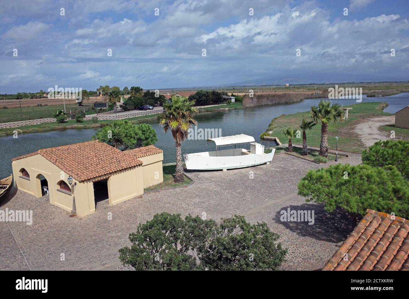 Cabras, Sardinia, Italy. Peschiera Mare e Pontis Stock Photo - Alamy