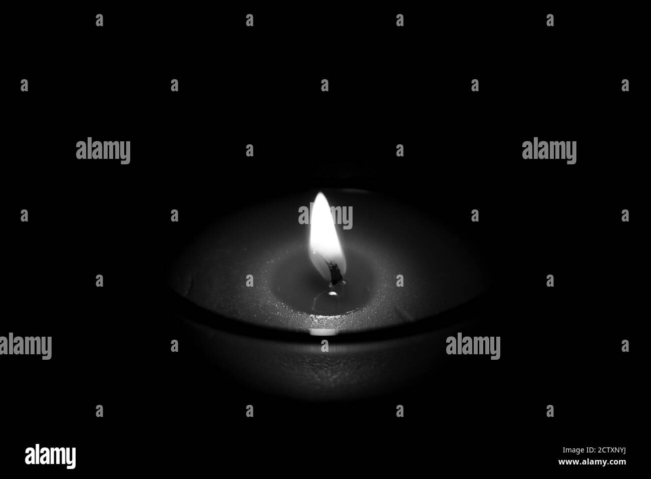 candle flame fire Stock Photo - Alamy