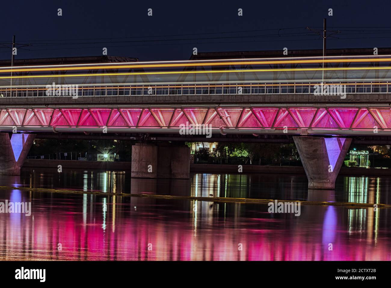 Light rail bridge over tempe town lake hi-res stock photography and ...