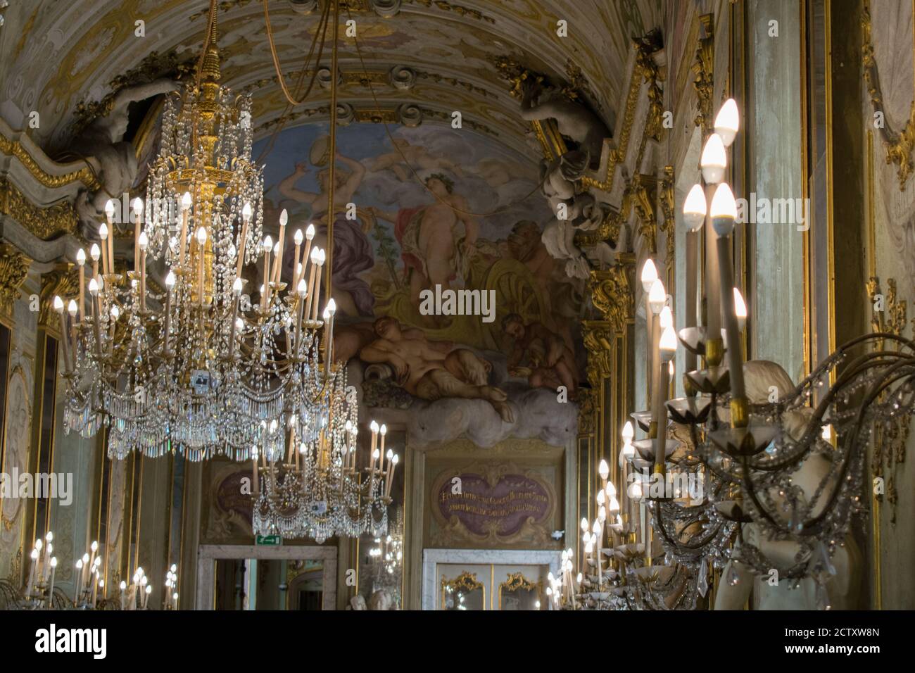 royal palace chandelier Stock Photo - Alamy
