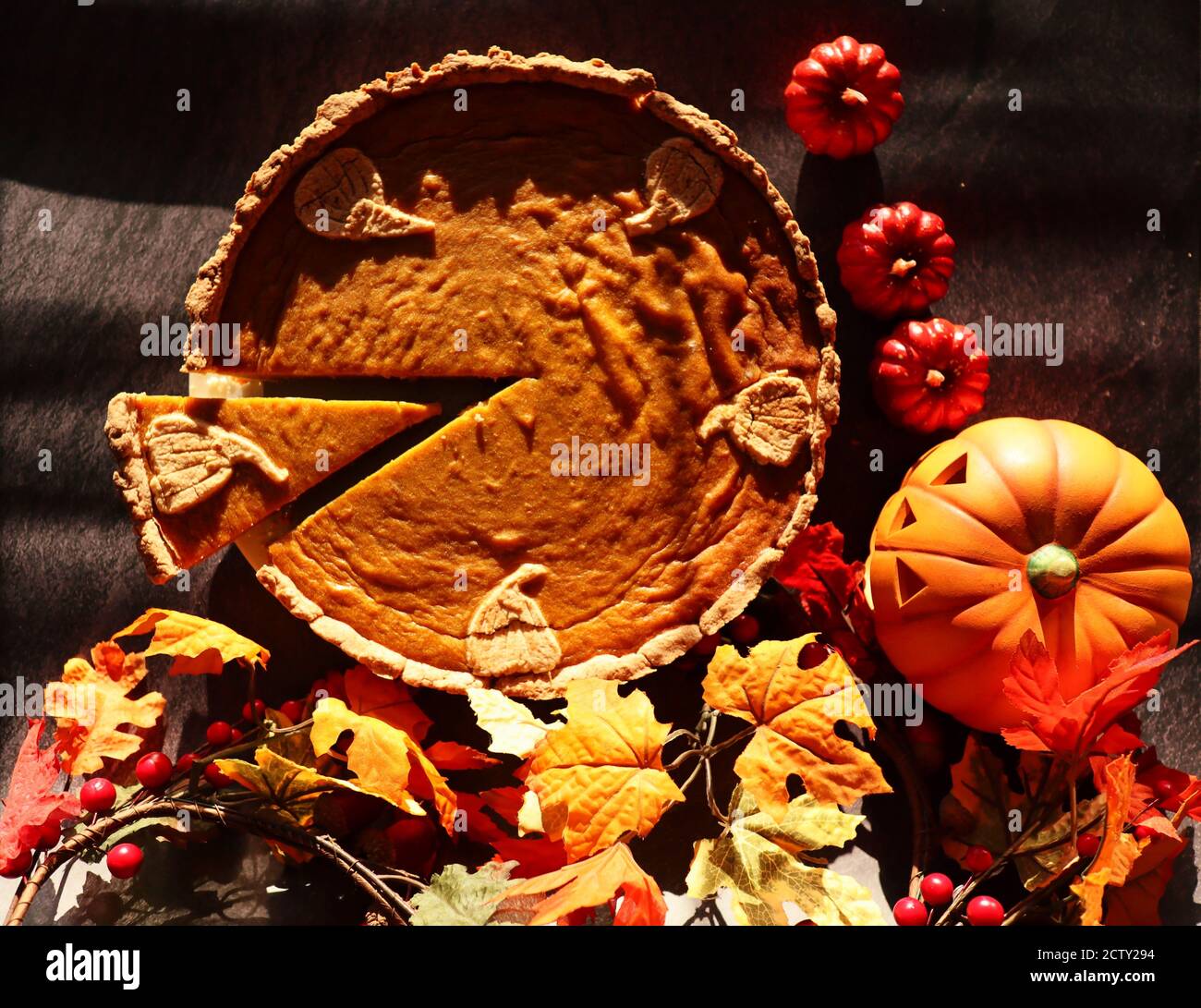Warm colors hi-res stock photography and images - Alamy
