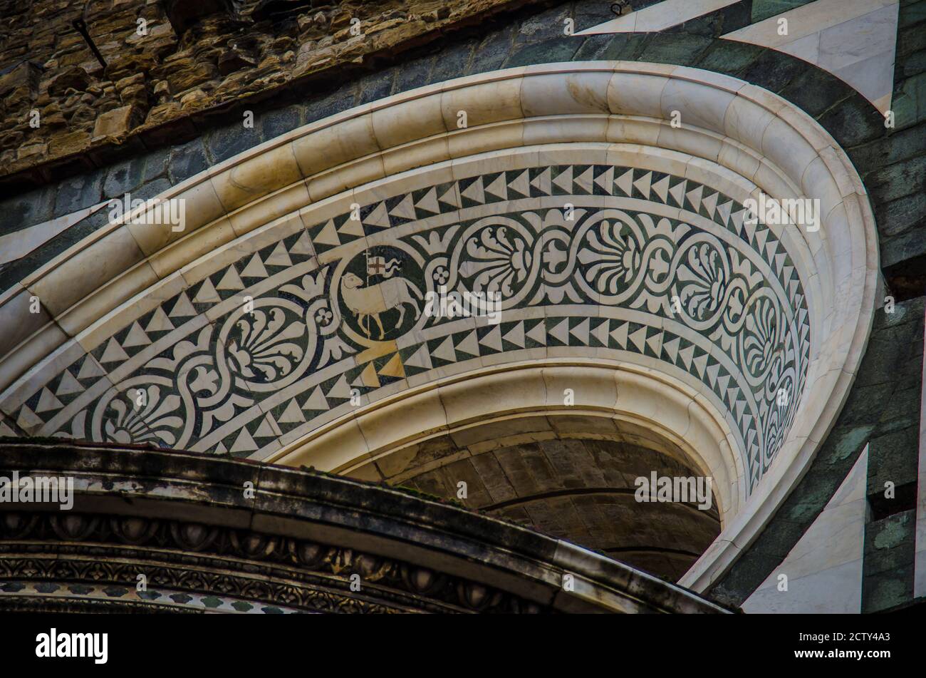 Oculus window Florence, Cathedral (Cattedrale di Santa Maria del Fiore ...