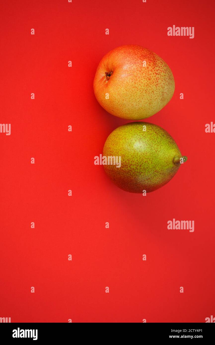 Two ripe red pears hi-res stock photography and images - Alamy