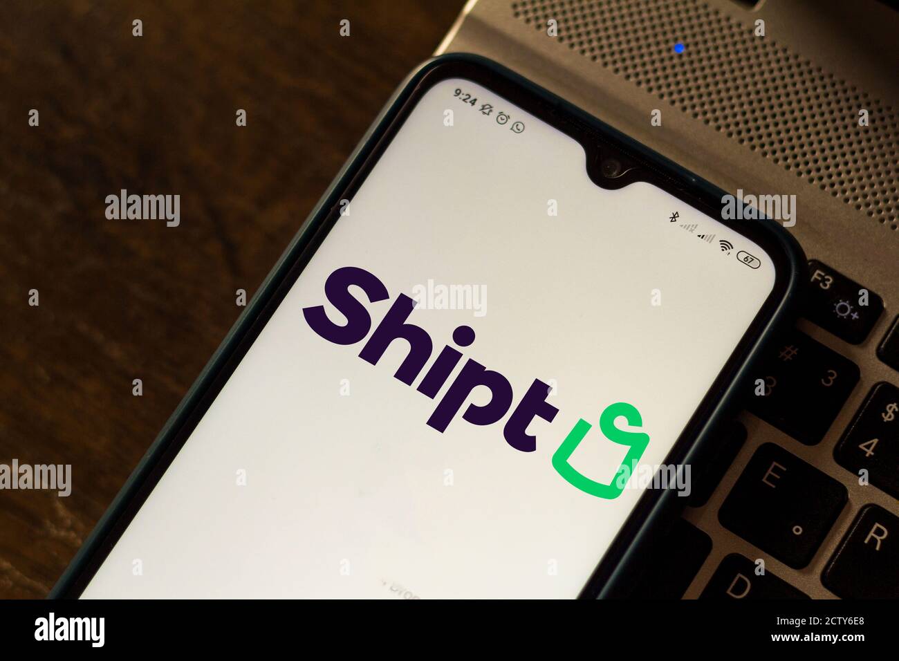Shipt logo hi-res stock photography and images - Alamy