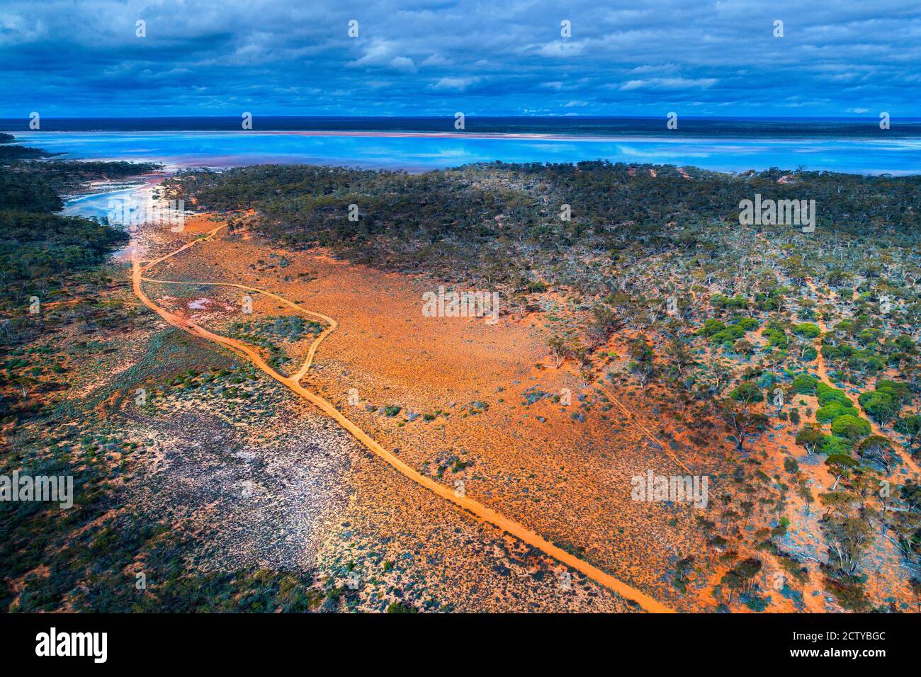 Western australia outback road hi-res stock photography and images - Alamy