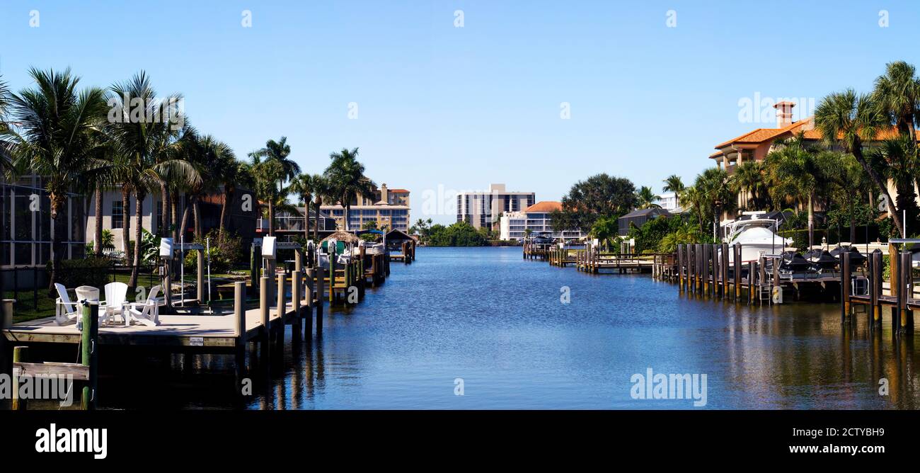 Waterfront homes in Naples, Florida, USA Stock Photo - Alamy