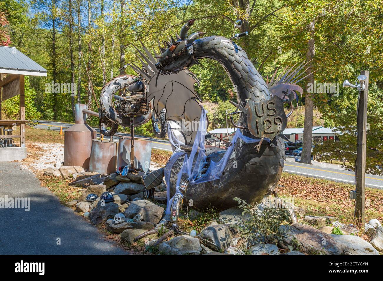 Deals gap tail of the dragon hi-res stock photography and images - Alamy