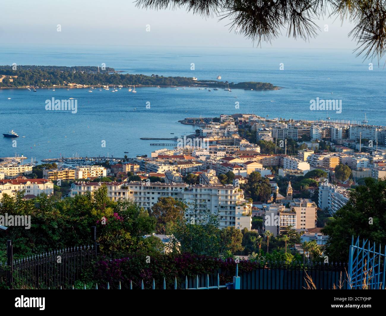 view from above of the "Palm Beach" neighborhood and the Mediterranean ...