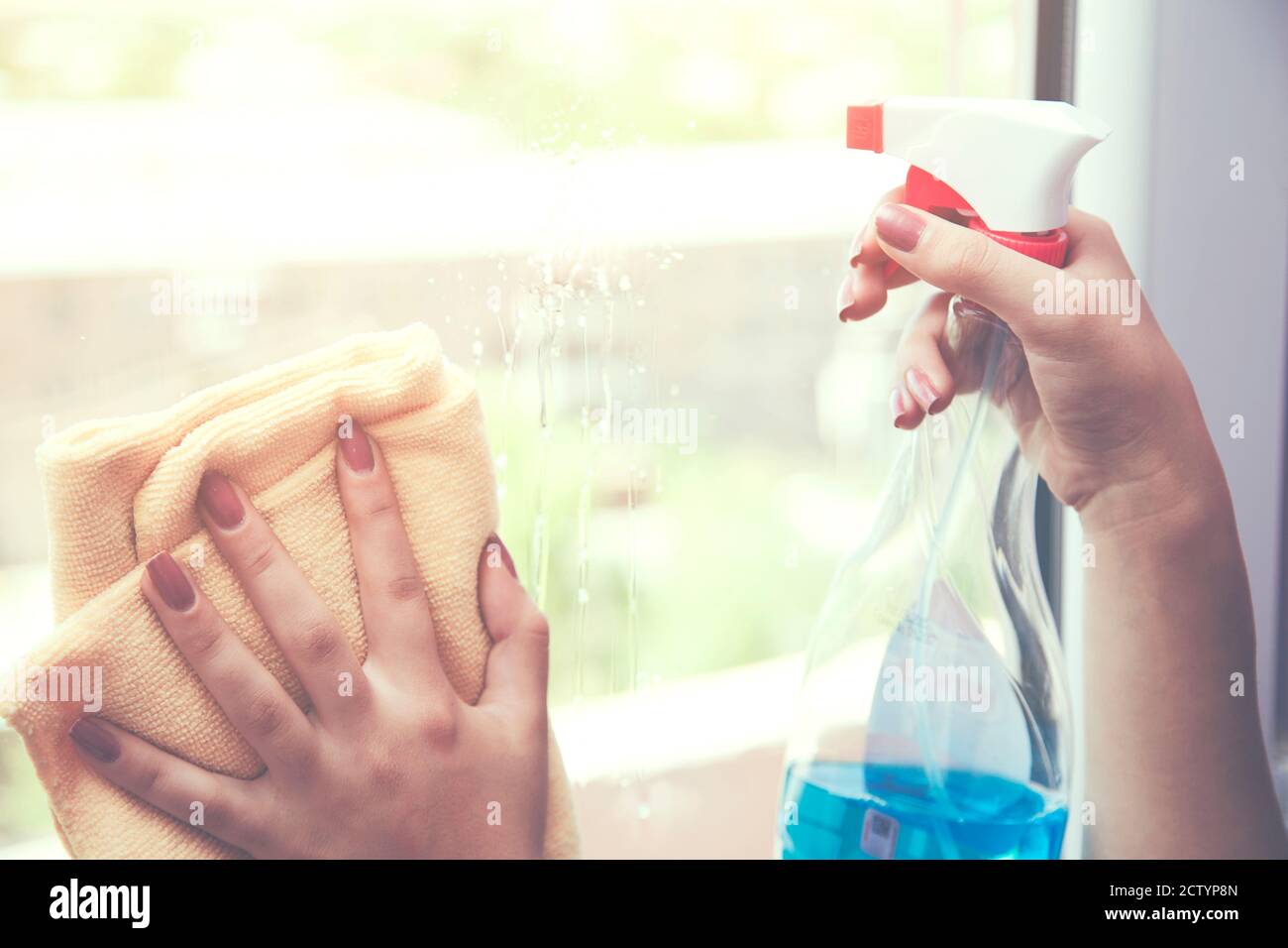 Reflection human windows hi-res stock photography and images - Alamy