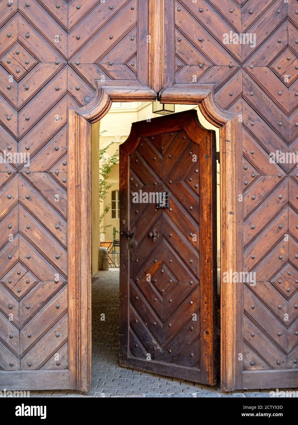 Large wooden gates hi-res stock photography and images - Alamy