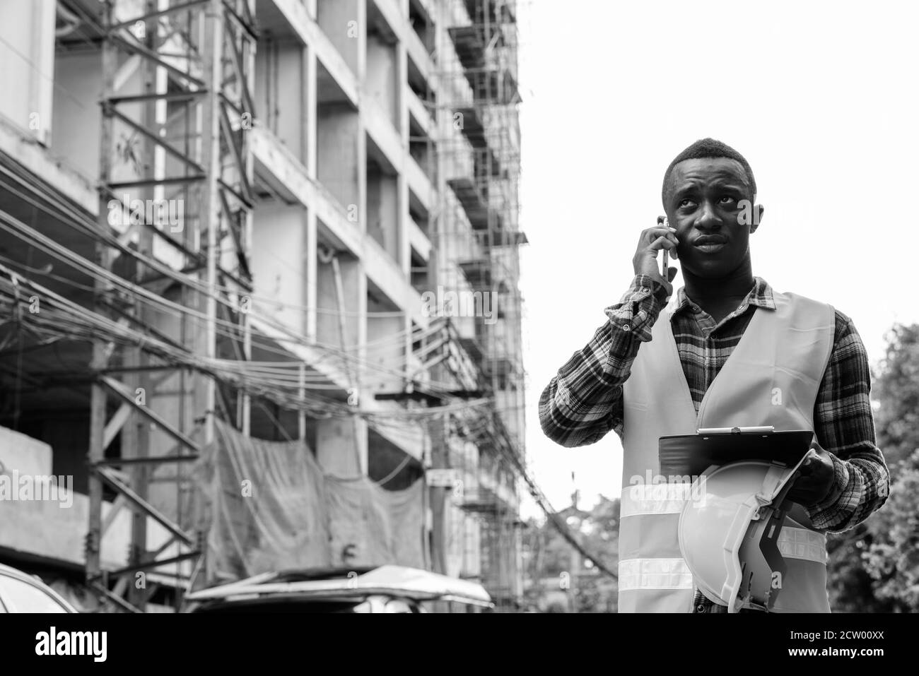 African construction site hi-res stock photography and images - Alamy