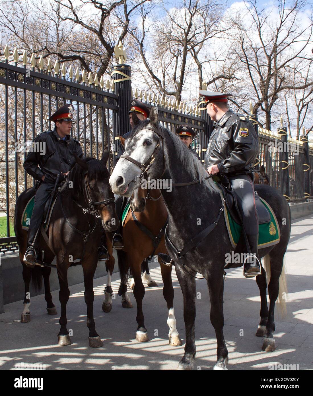 Russian mounted police outside the Alexander gardens, The Krremlin ...