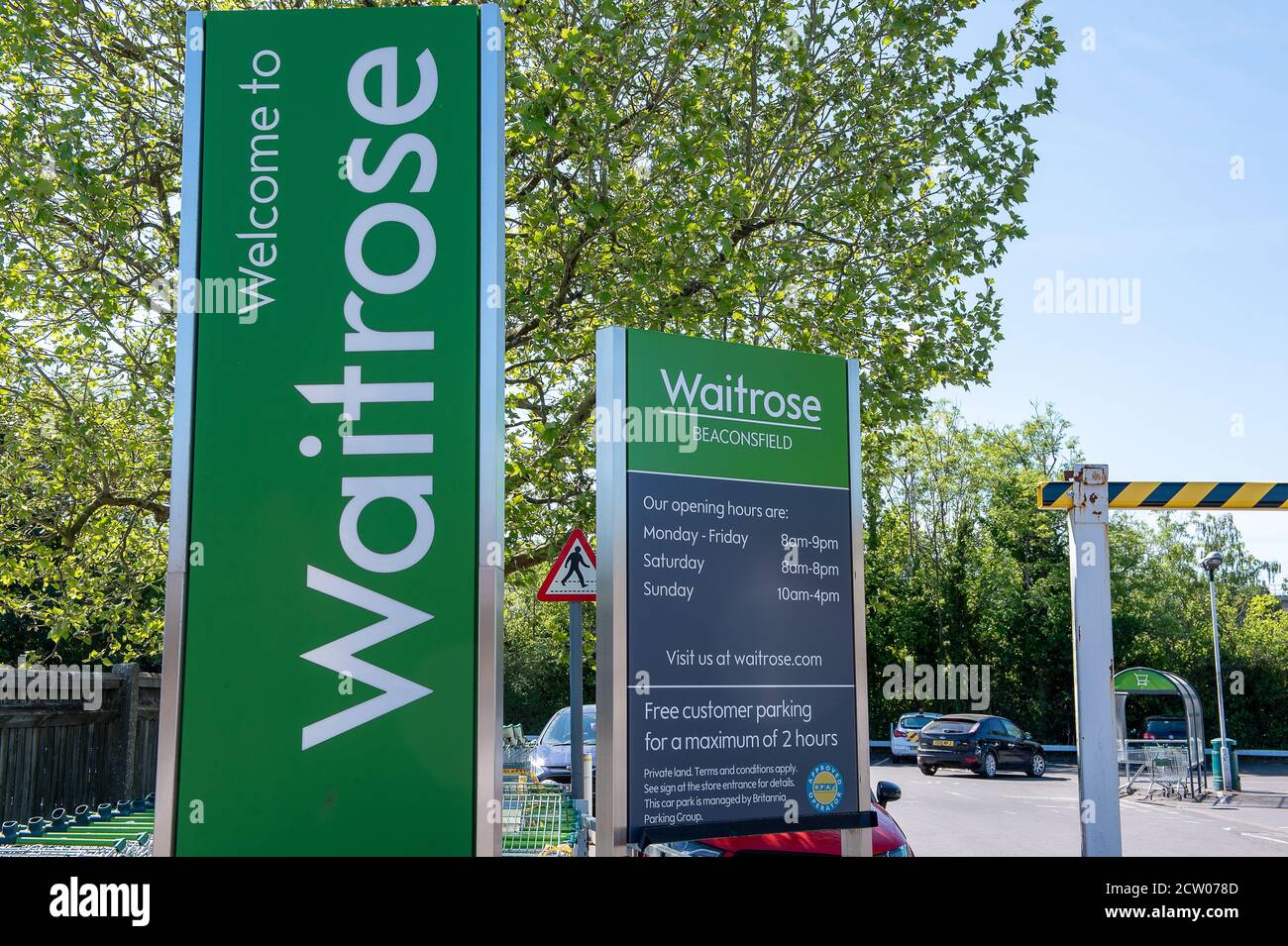Beaconsfield, Buckinghamshire, UK. 12th May, 2020. Waitrose in ...