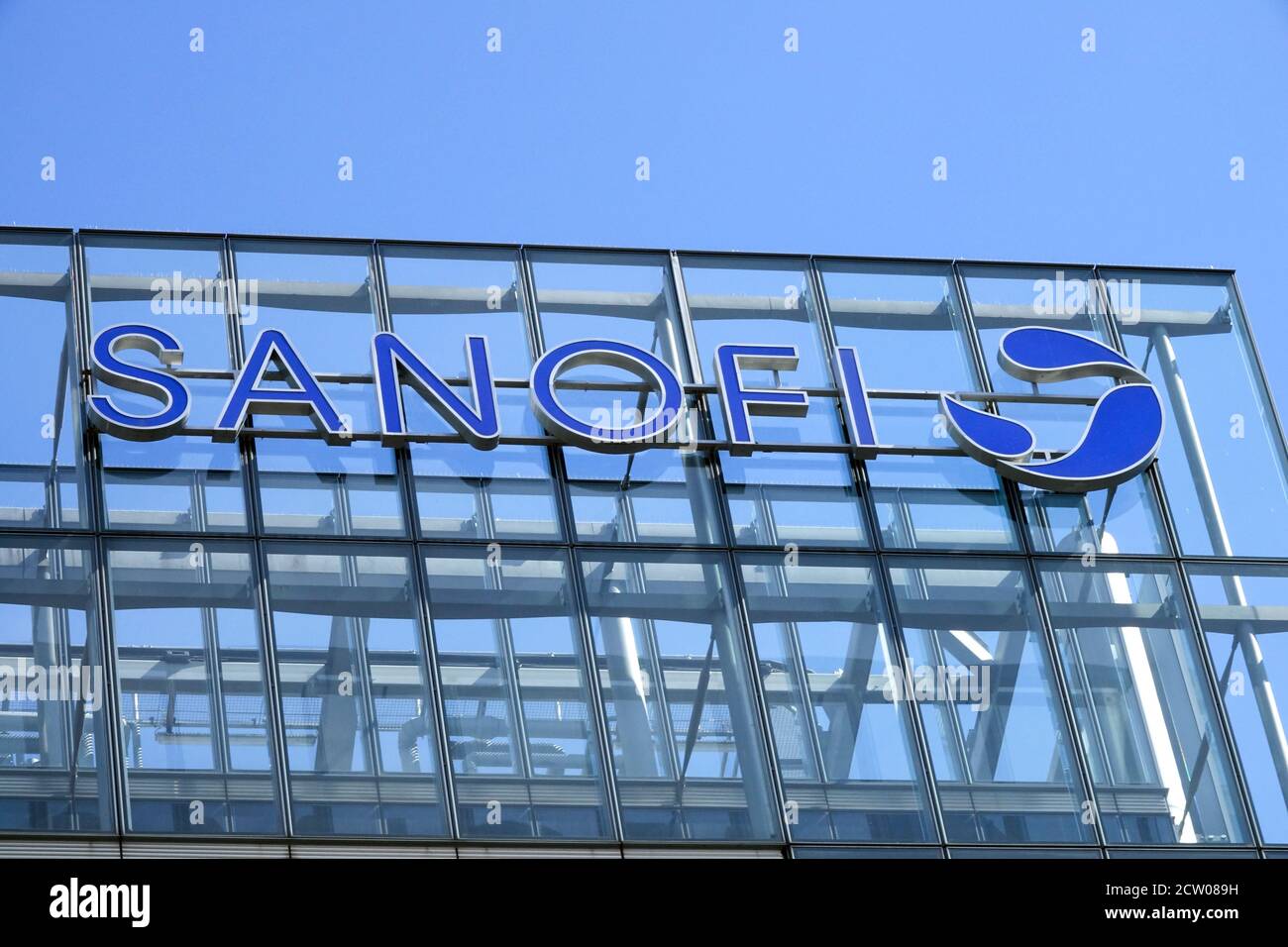 Sanofi hi-res stock photography and images - Alamy