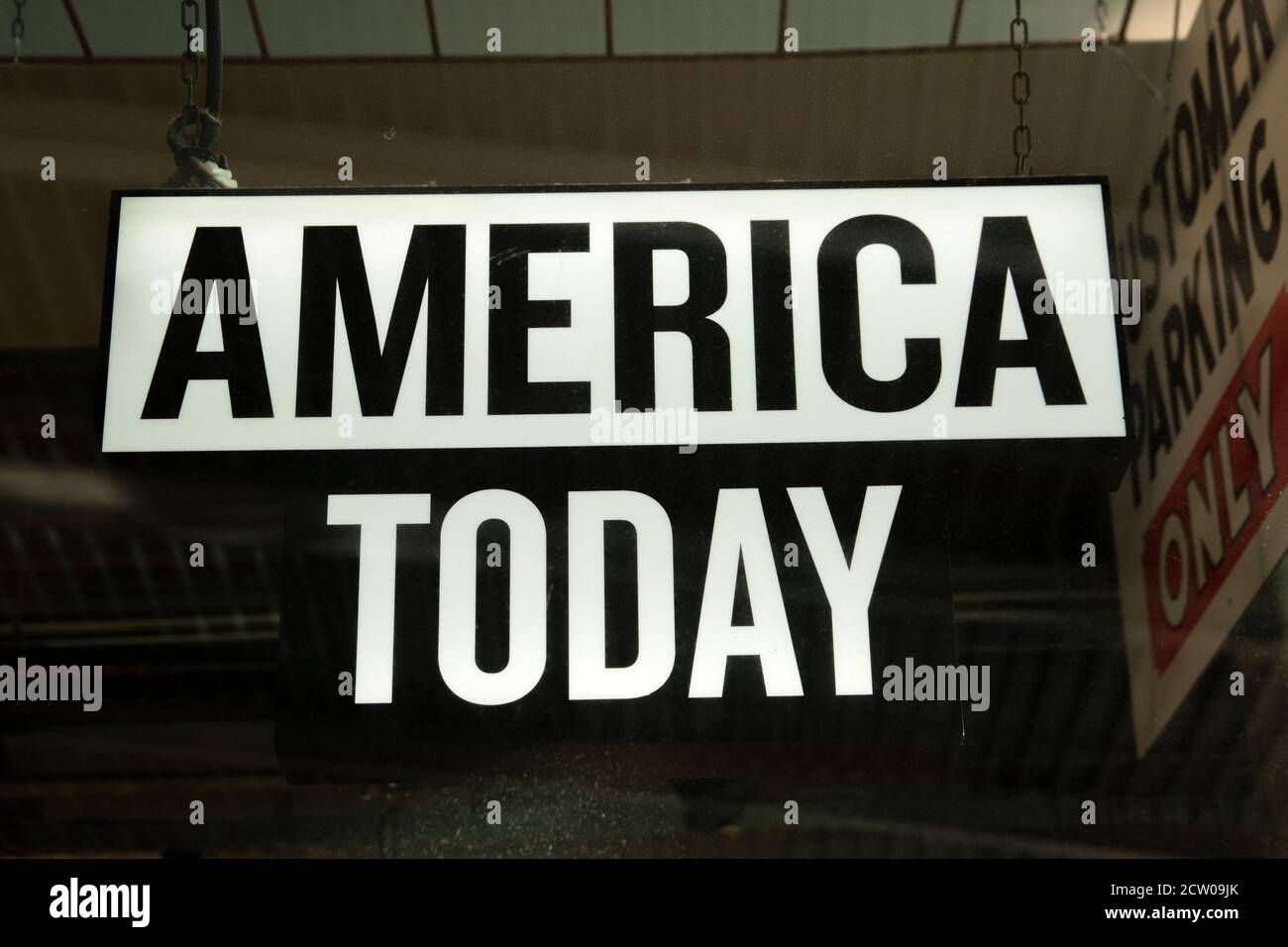 Billboard America Today Shop At The Central Station At Utrecht The ...