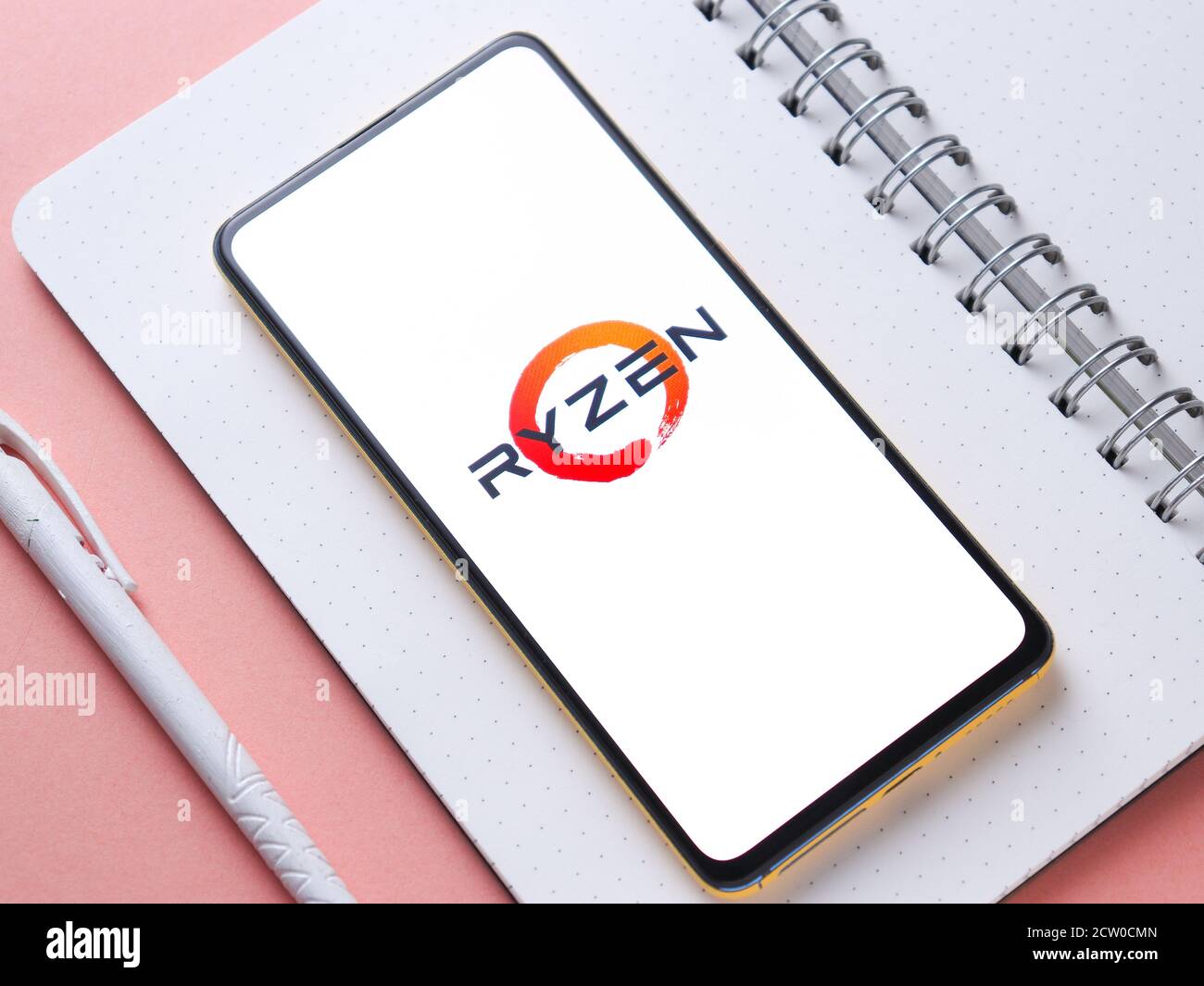 Ryzen logo hi-res stock photography and images - Alamy