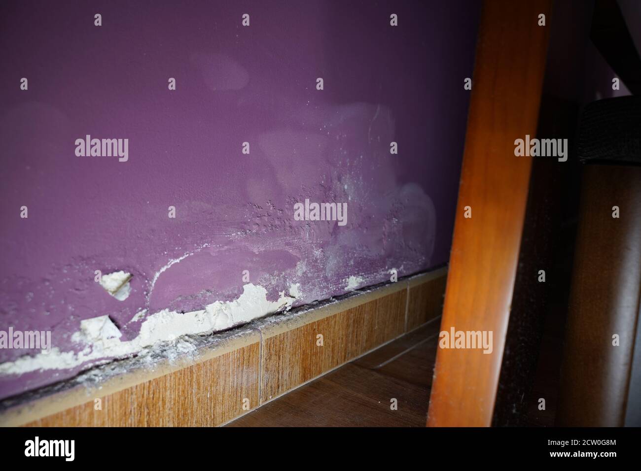 Damp wall hi-res stock photography and images - Alamy