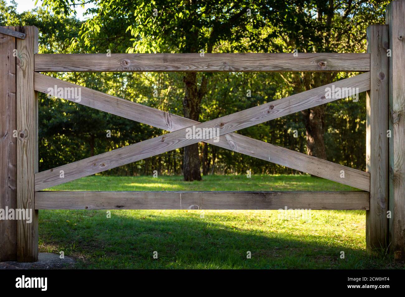 Gate gives access hi-res stock photography and images - Alamy