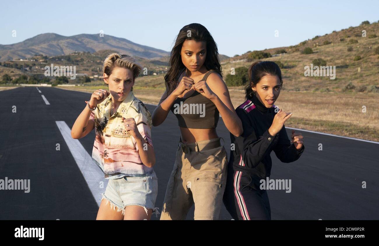 KRISTEN STEWART in CHARLIE'S ANGELS (2019), directed by ELIZABETH BANKS ...