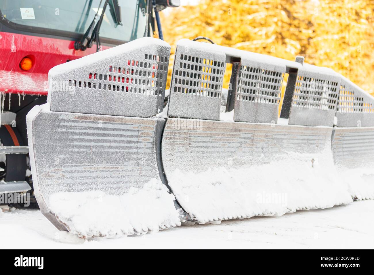 Tracked snow vehicle hi-res stock photography and images - Alamy