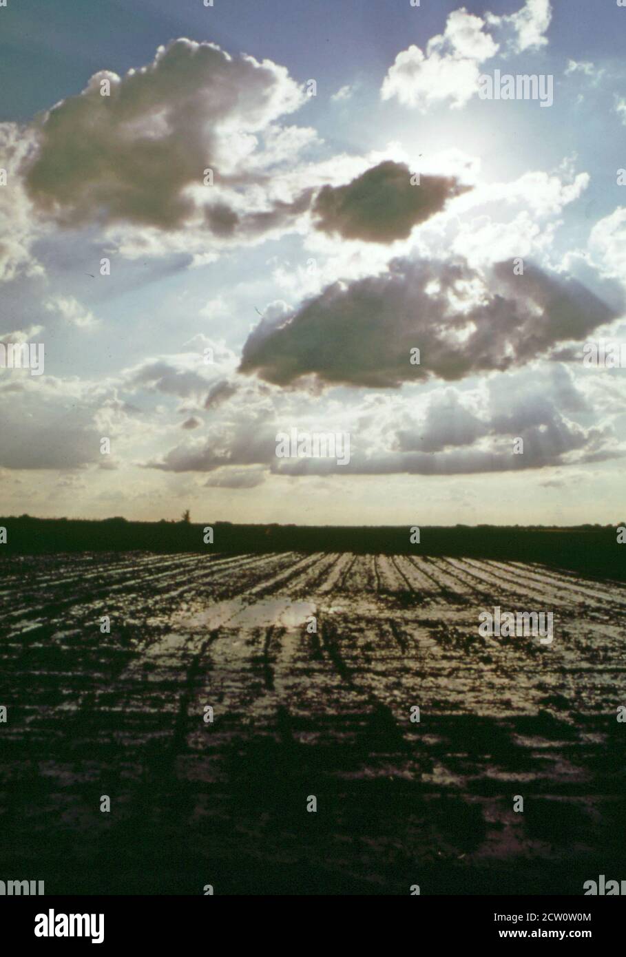Historical farm land 1970s illinois hi-res stock photography and images ...